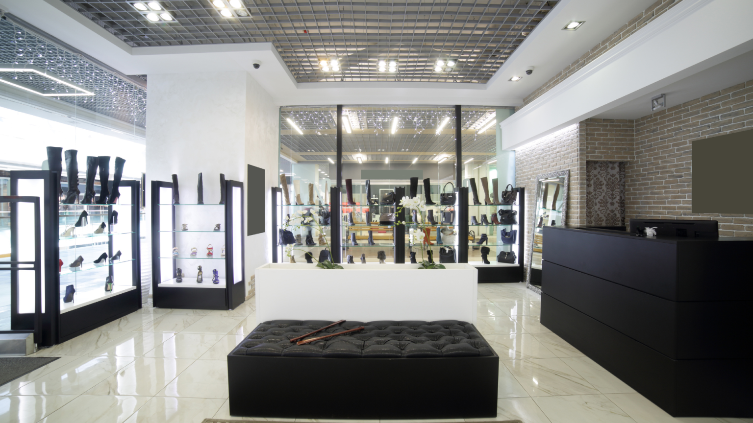 Flagship store : définition et intérêts pour une marque - Mavilleamoi